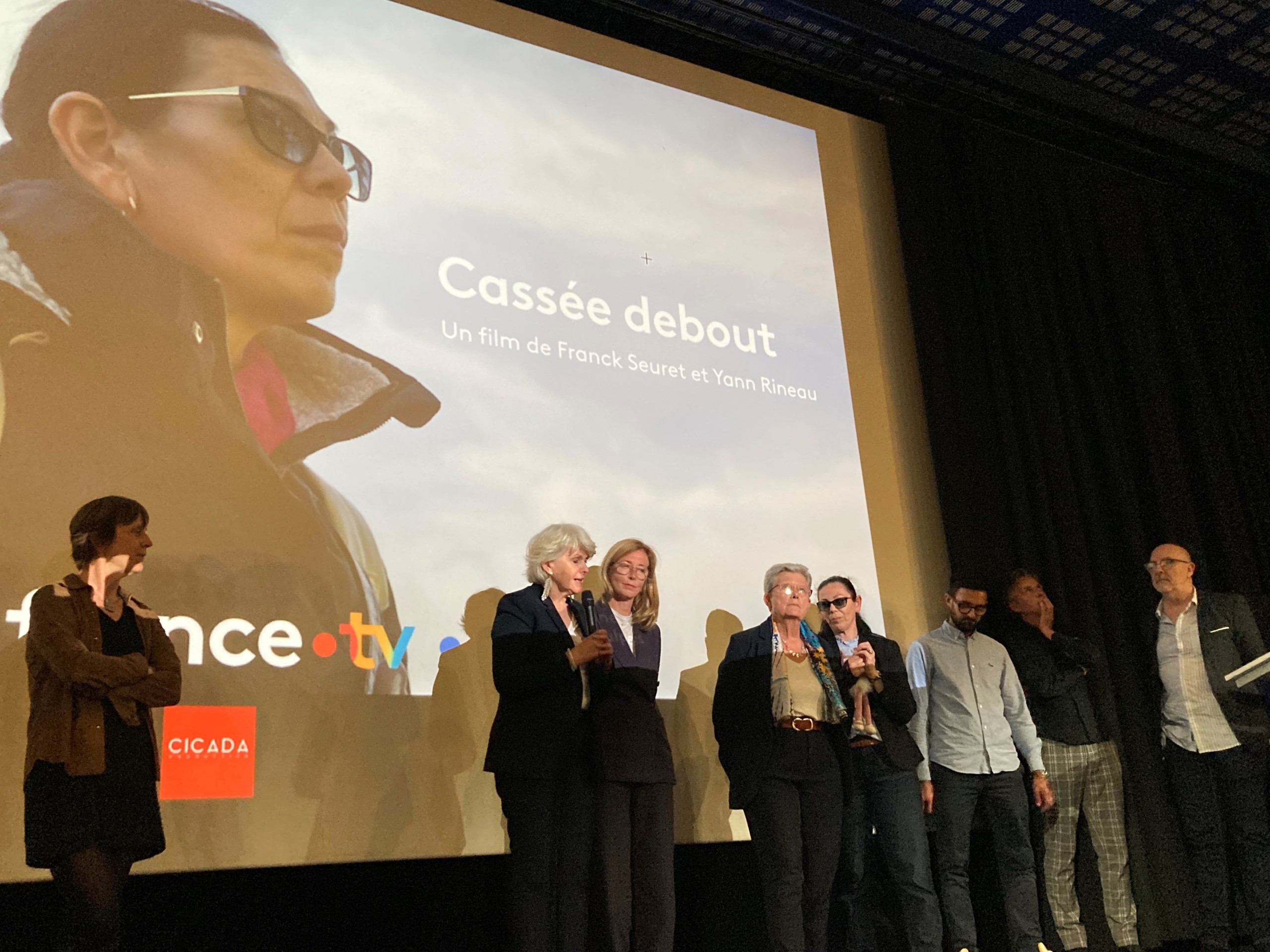 "Cassée debout", portrait de Marie Rabatel, porte-parole des victimes ...