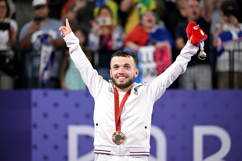 Charles NOAKES - Comité Paralympique et Sportif Français Comité ...